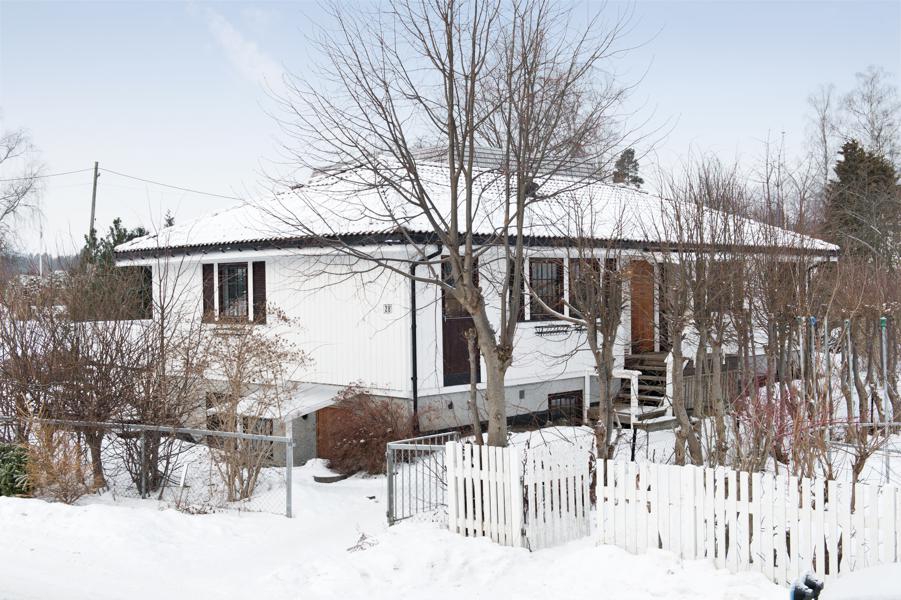 Slyngveien 28B hus på 166 m² fra 1989 - bolig.ai